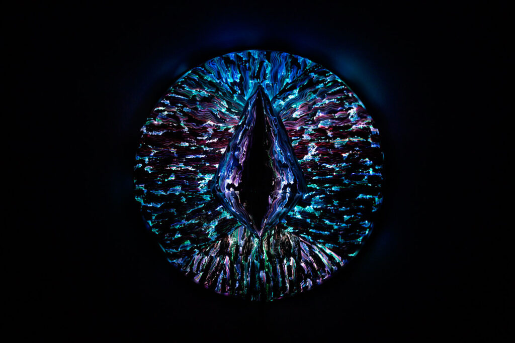 Creacion Hibrida | MALIN BOBECK TADAA: ARTE TEXTIL DEL HILO AL TOKEN